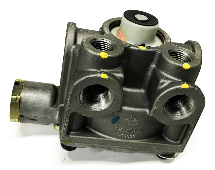 Bendix Air Brake Valve 3570617C91 NOS — governmenttransitsurplus.com