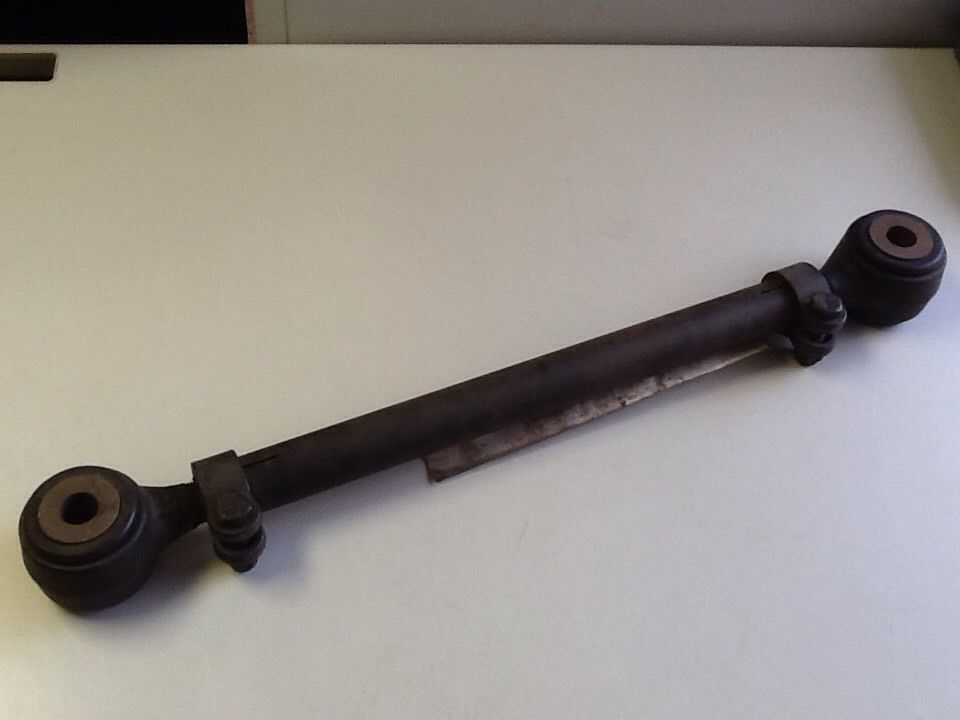 Clevite 62668 Adjustable Torque Rod Assmebly (SKU#2531/E76/4 ...