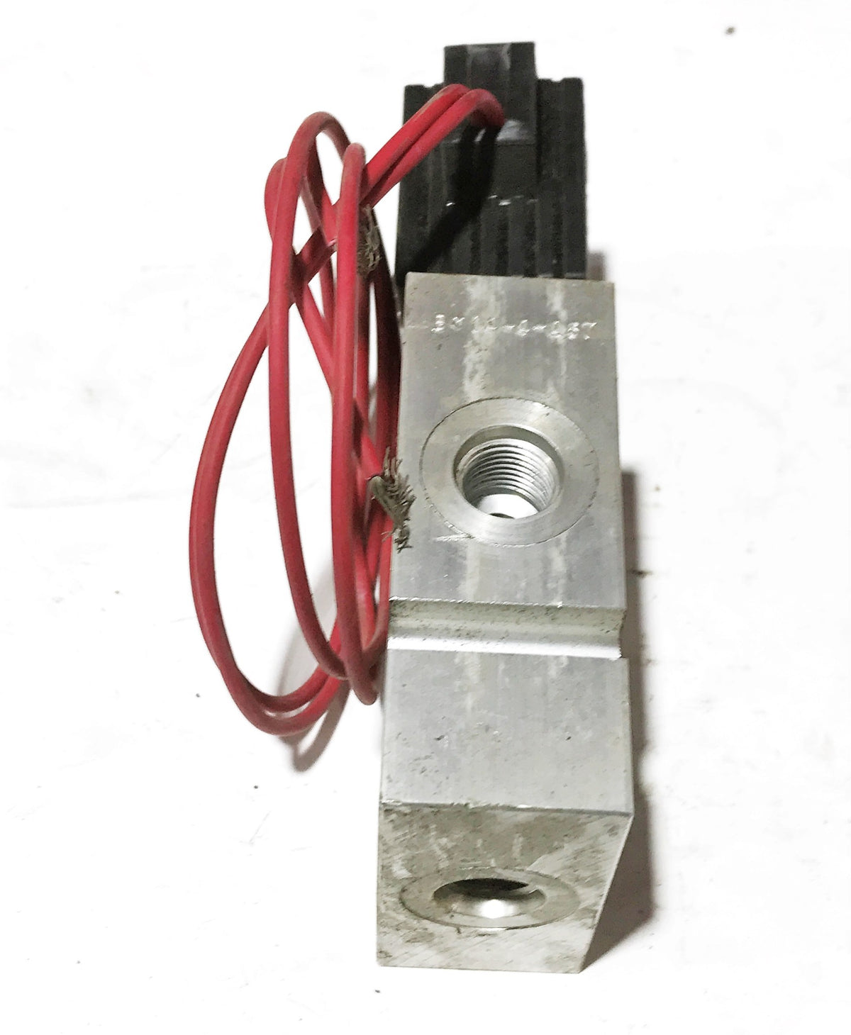 Parker Valve Assembly BW14-4-A6T — governmenttransitsurplus.com