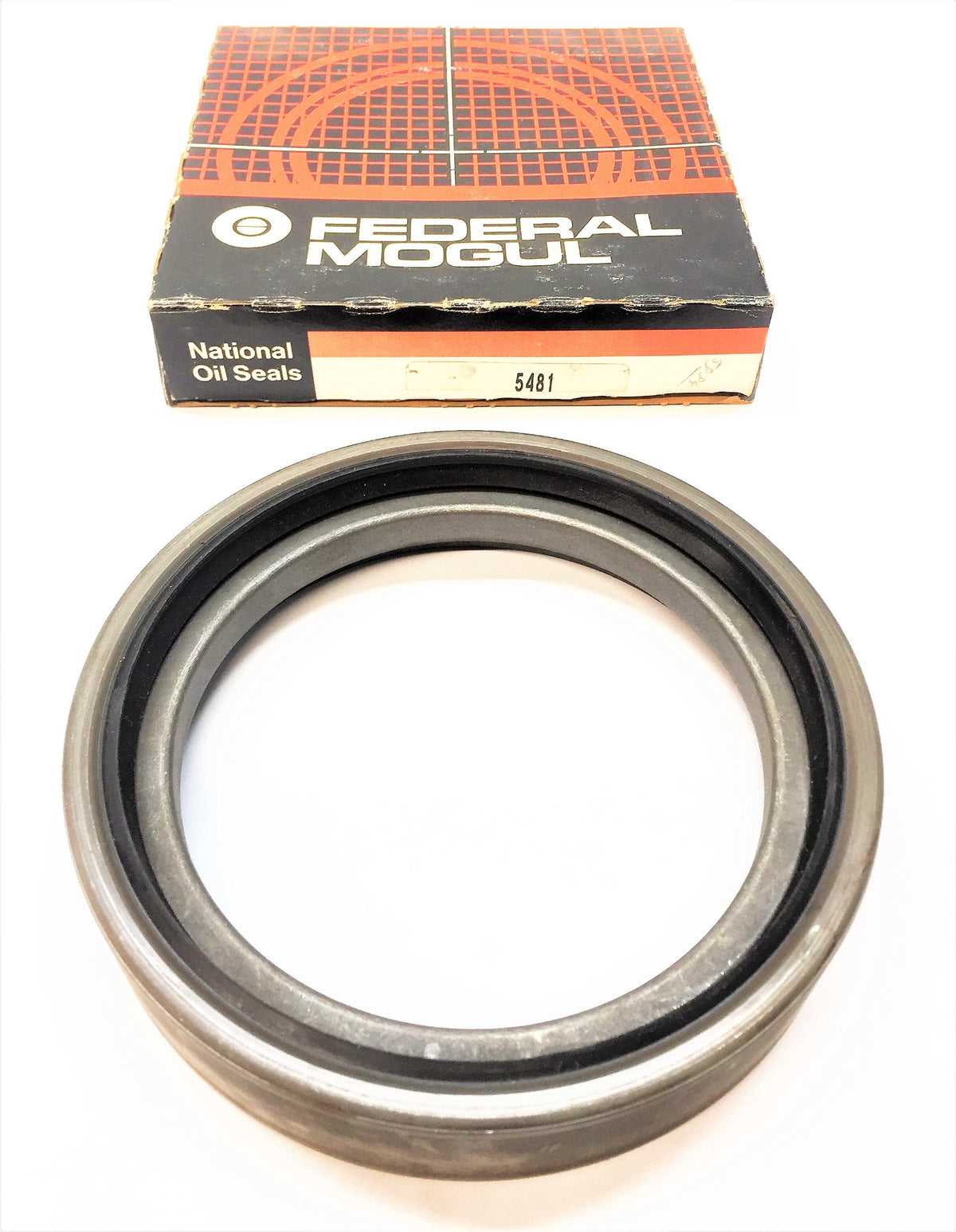 FEDERAL MOGUL/NATIONAL Oil Seal 5481 NOS — governmenttransitsurplus.com
