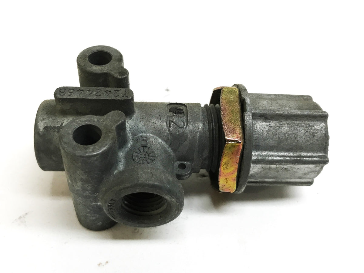 Bendix Air Brake Check Valve 278614N NOS — governmenttransitsurplus.com