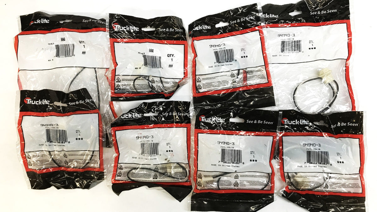 Truck-Lite Pigtail Light Socket 94940 [Lot of 8] NOS — governmenttransitsurplus.com