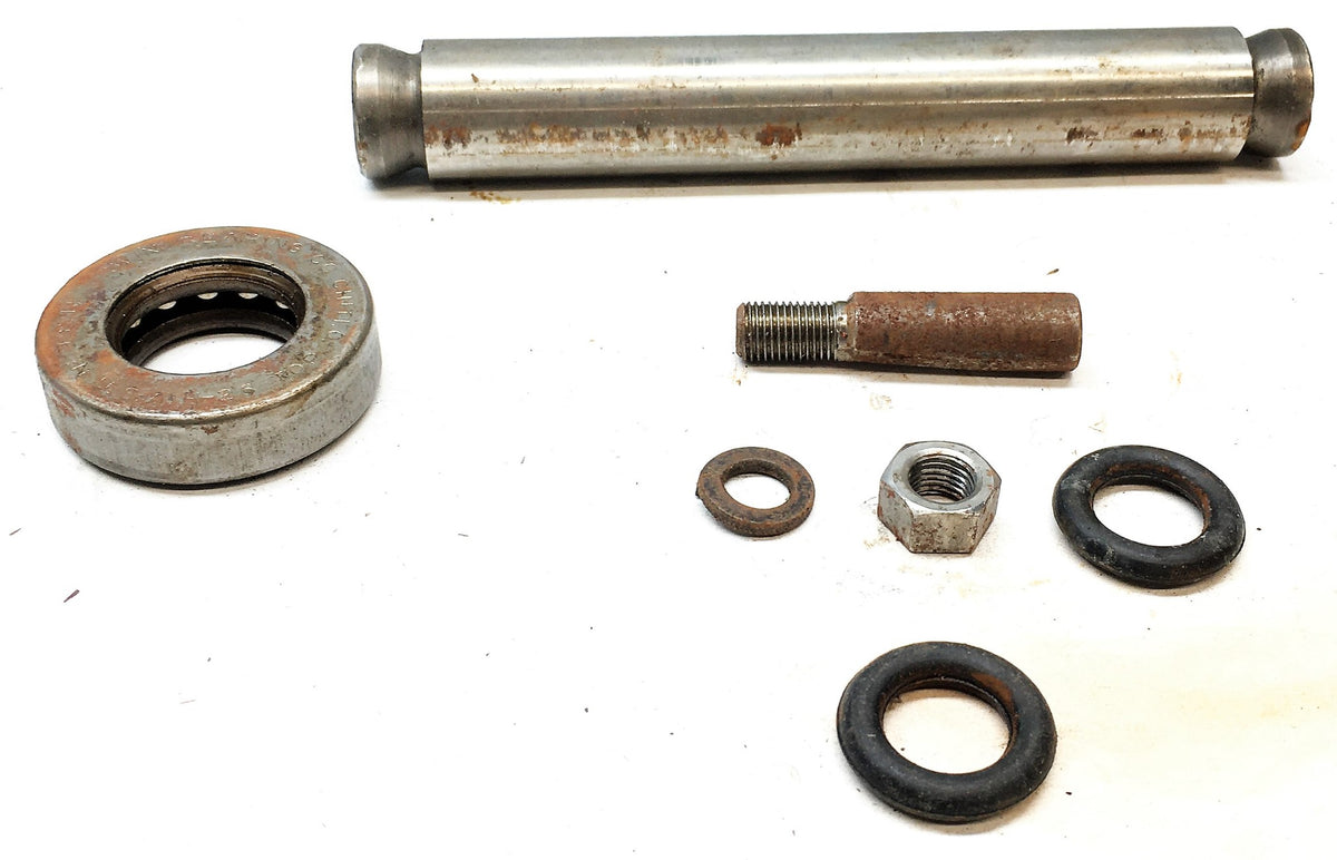 Moog Steering King Pin Set 1/2 Set 8459B NOS — governmenttransitsurplus.com